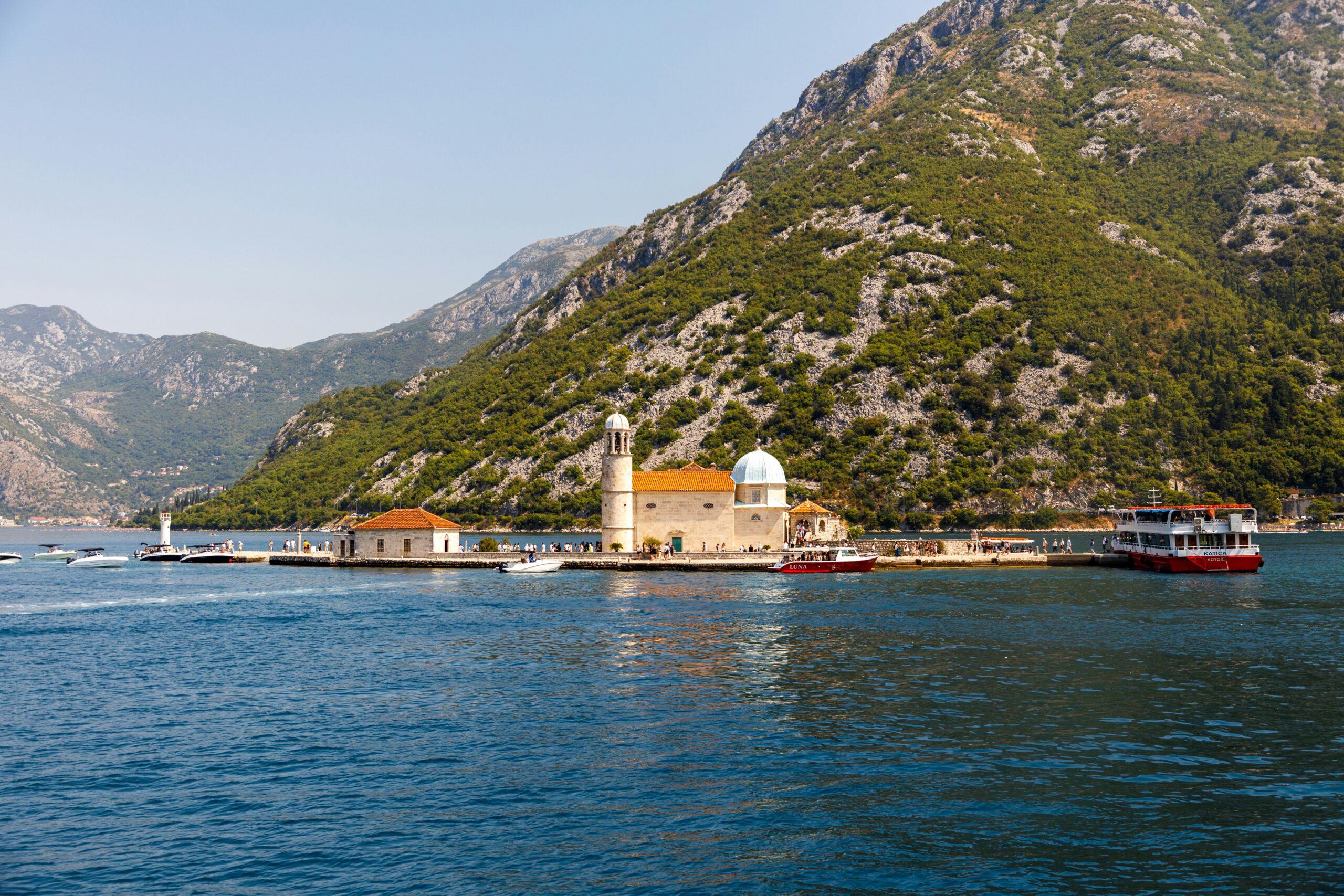 Taxi Boat Transfers in Montenegro | Vip travel Montenegro